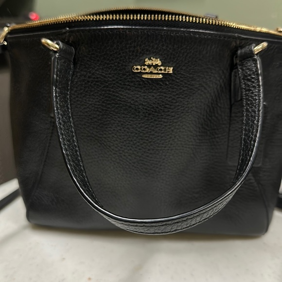 Coach | Bags | Coach Satchel Measurements Are 5 L X 2 D X 575 H No Rips ...